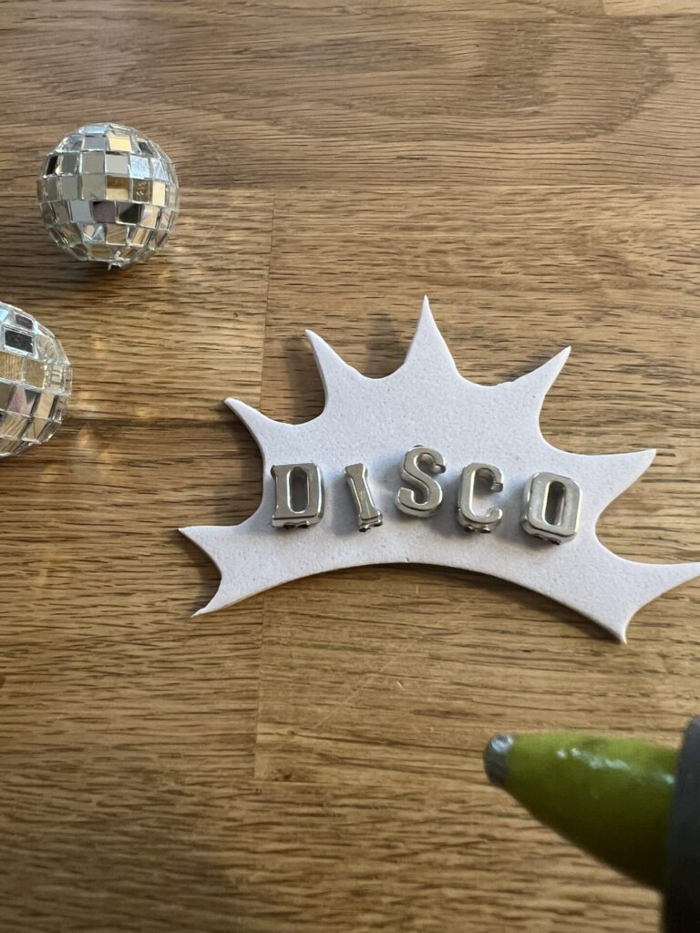 Disco Kugel Haarreifen Bastelanleitung - Kostümista- DIY ...